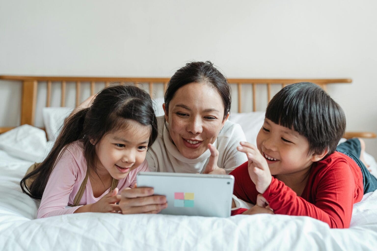 Digital Literacy for Kids: Smart Skills for a Digital World
